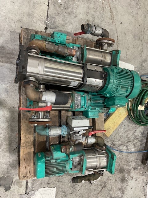 Pallet Containing 4 Pumps Auction (0071-9056316) | Grays Australia