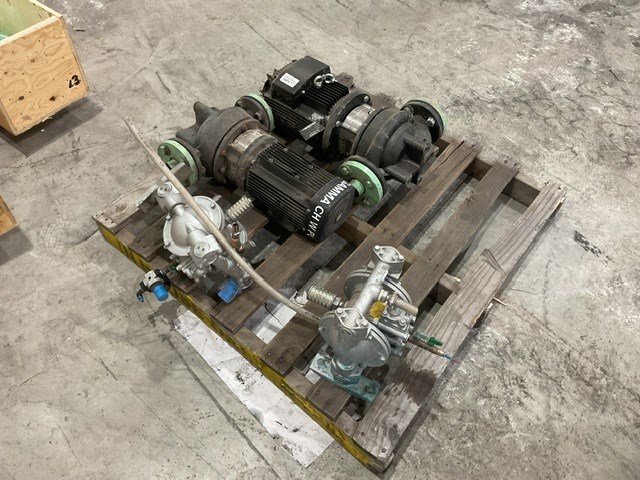 Pallet Containing Pumps Auction (0073-9056316) | Grays Australia