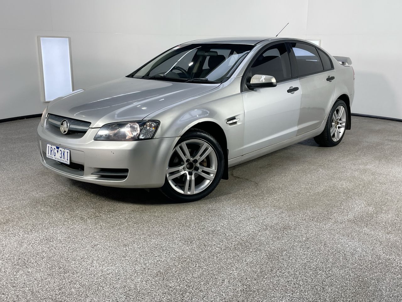 2006 Holden Commodore Omega VE Automatic Sedan Auction (0001-21043143 ...