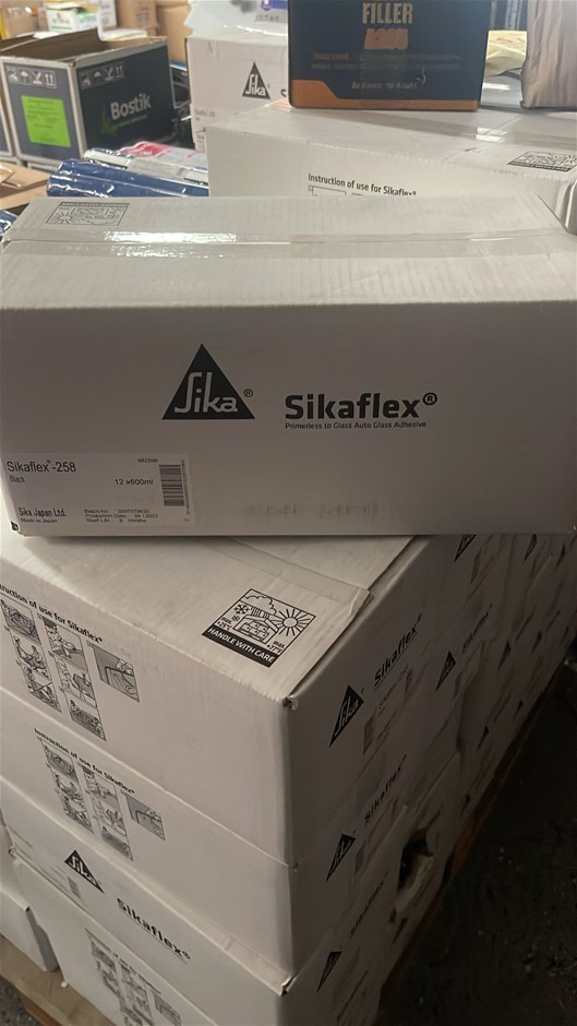 (12 Pack) Sikaflex 258 Primerless Windscreen Adhesive, Black 600g ...
