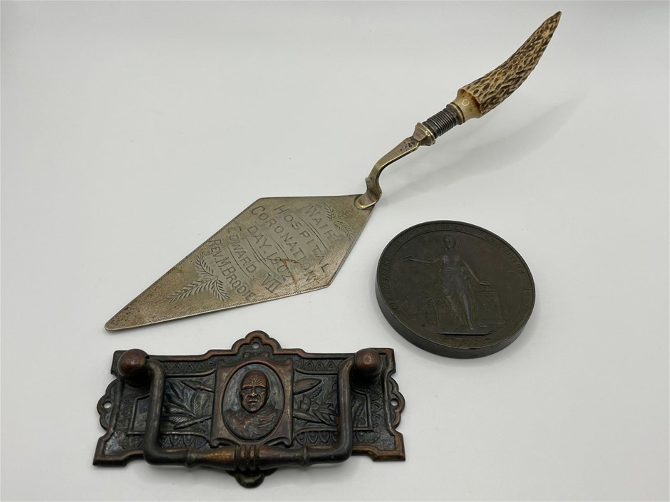 3 x Asstd commemorative items incl. presentation trowel, drawer handle ...