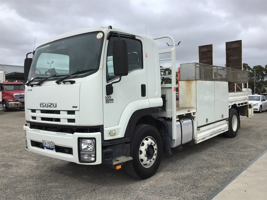 2008 Isuzu FH FVR 295 LONG 4 x 2 Beavertail Truck Auction (0003-3032072 ...