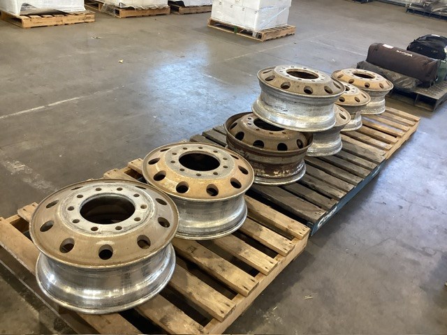 Alcoa 10 Stud Truck Rims, Qty x 7 Auction (0095-8019827) | Grays Australia