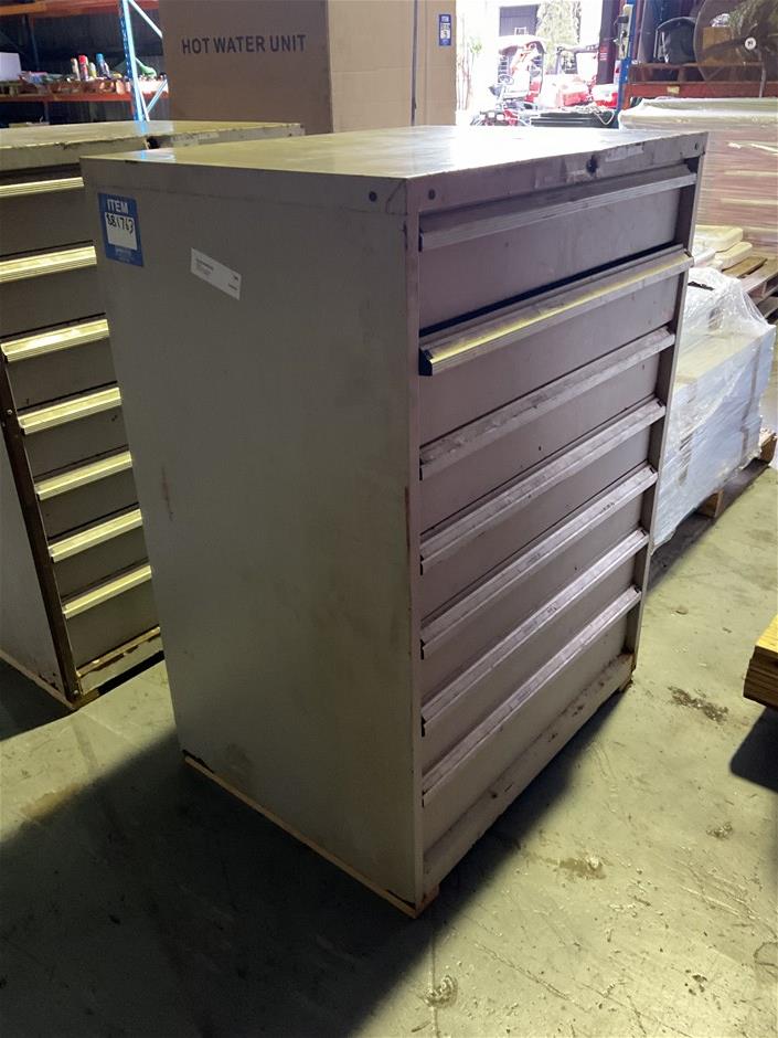 Bolt Cabinet with Dividers Auction (0001-8019884) | Grays Australia