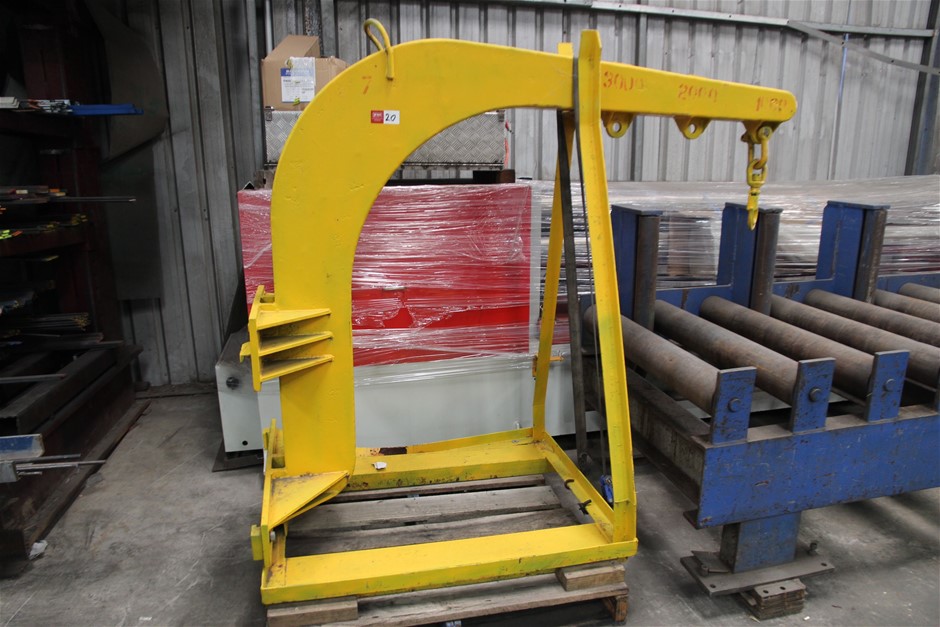Heavy Duty Forklift Jib Attachment with Cradle Auction (0020-5059011 ...