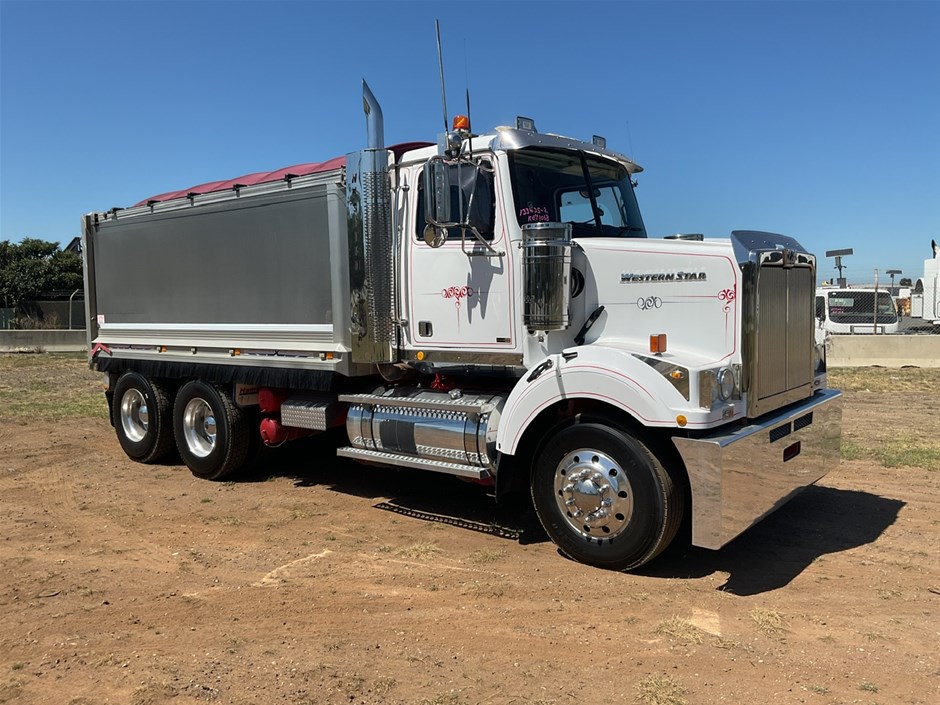 2013 Western Star Constellation 4800 FX 6 x 4 Tipper Truck Auction ...