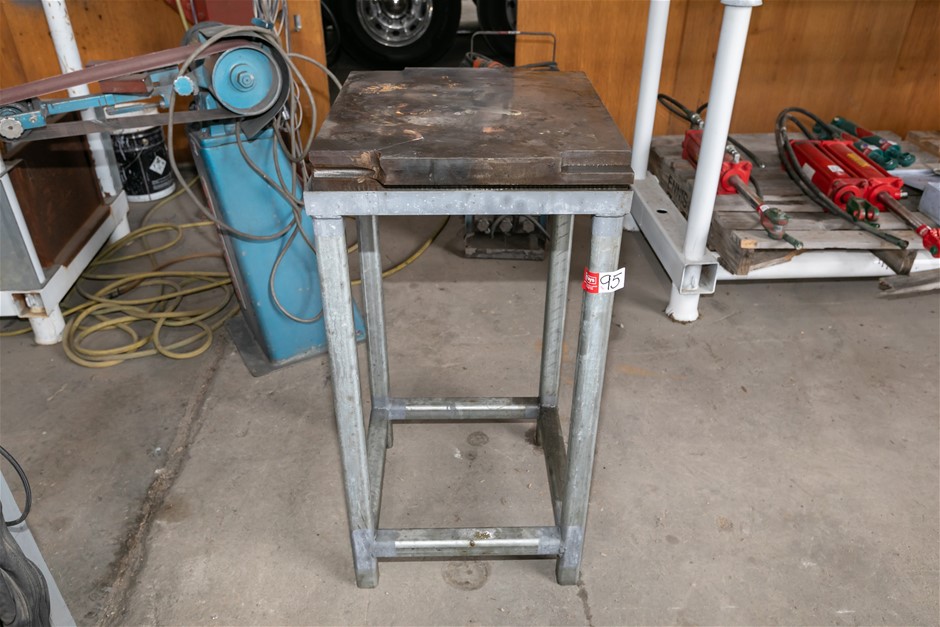 Engineers Planarity Table (Damaged) Auction (0095-5059069) | Grays ...