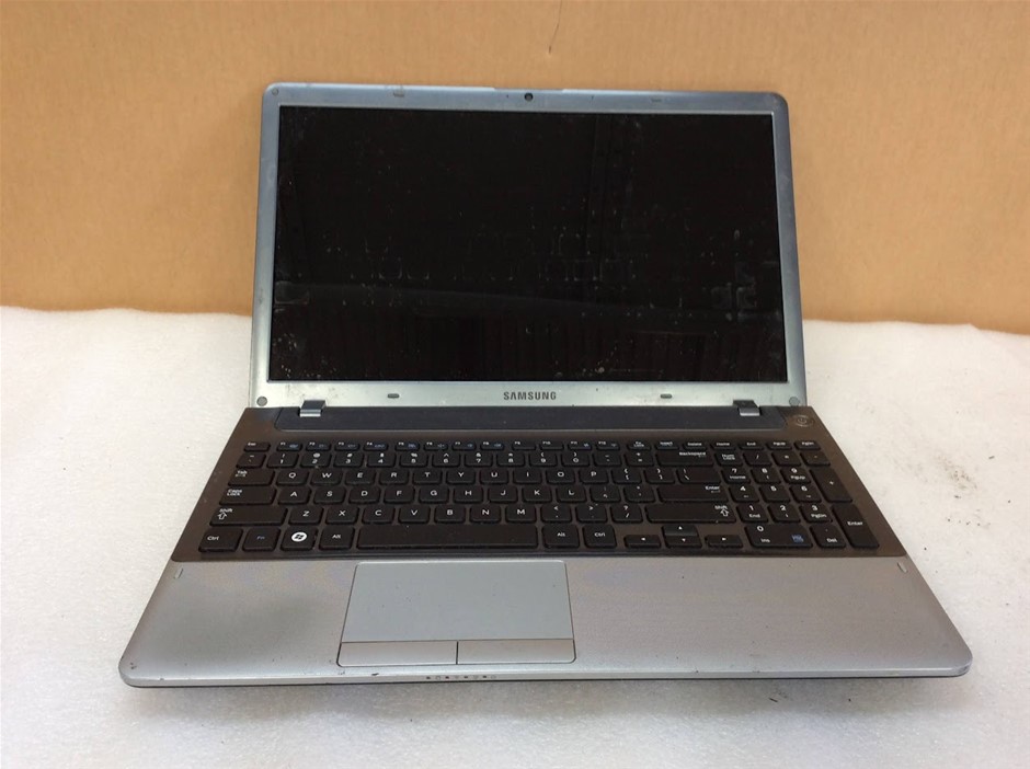 Samsung NP350V5C Laptop i3-2~3GEN 4GBRAM/320GB Auction (0009-2565608 ...