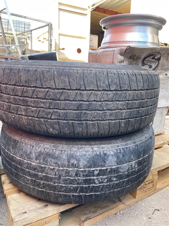 Pallet Containing 2x Wheel 4x Alloy Rims Auction (0018-9057140) | Grays ...