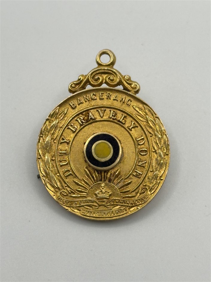 1919 WWI Return 15Ct Gold Badge to Pte. E.S.Willsher. Approx. 12.7gm ...