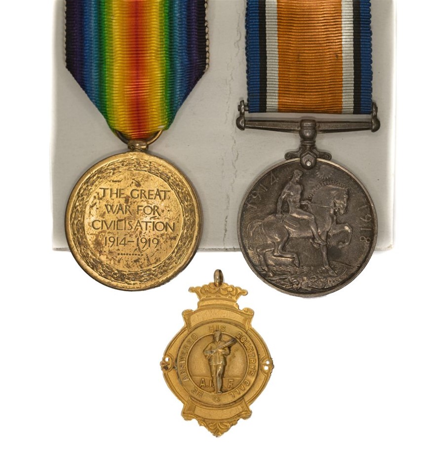 3 x WWI medals to Pte.G.Stone inc: 9Ct badge. Approx.6.7gm. Victory ...