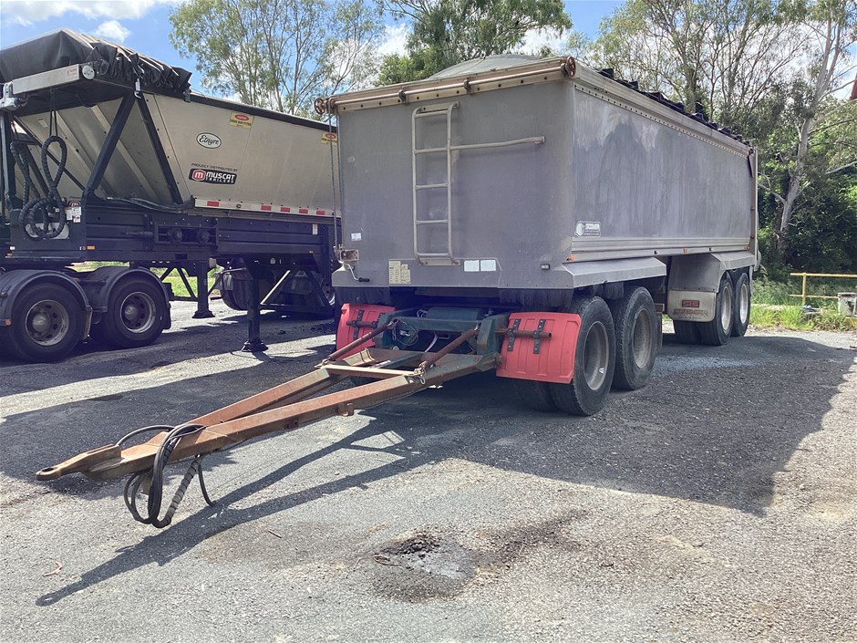 2007 Scomar Tipper Quadaxle Dog Trailer Auction (0008-7056607) | Grays ...