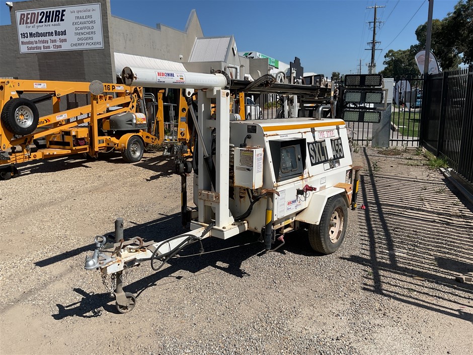 Pit Master Lighting Towers Auction (0052-3032466) | Grays Australia