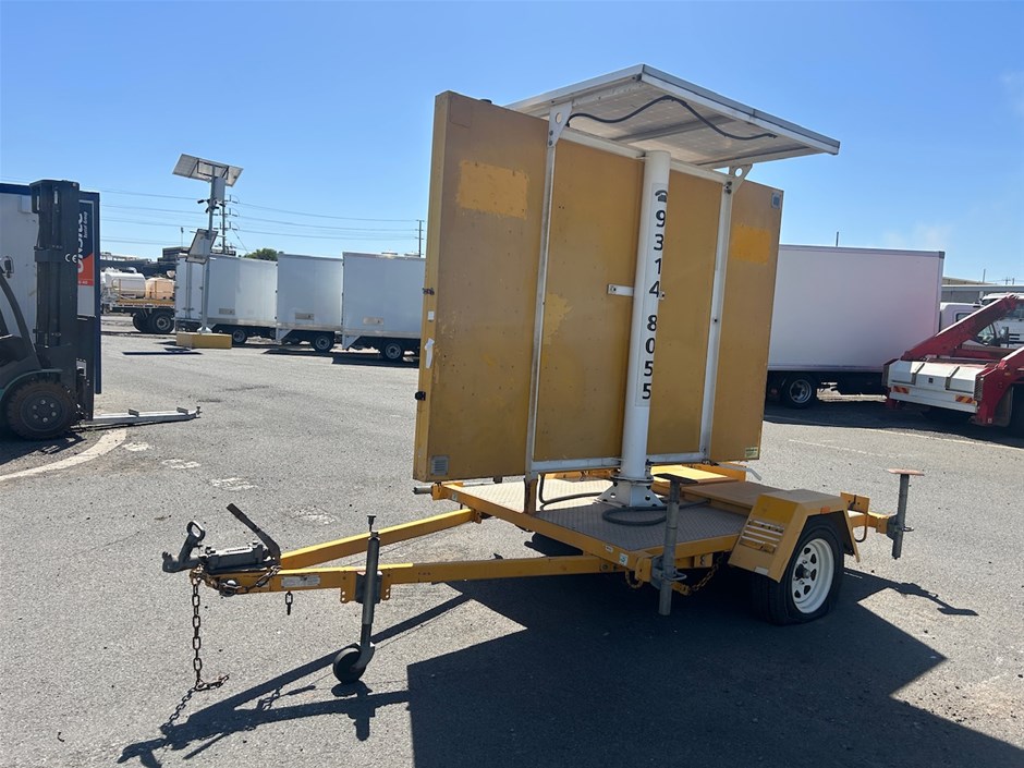 2011 Bartco LED Colour VMS Board Auction (0023-3032675) | Grays Australia
