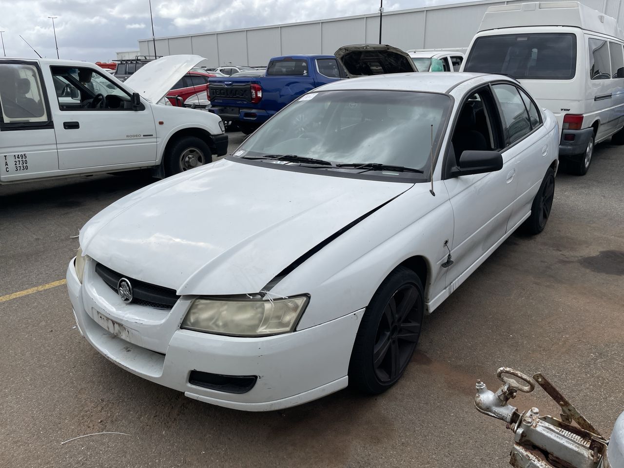 2006 Holden Commodore Executive VZ Automatic Sedan Auction (0001 ...