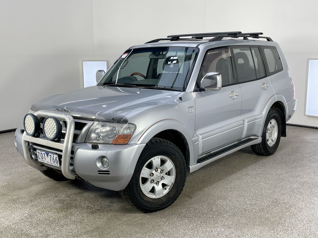 2003 Mitsubishi Pajero Exceed LWB (4x4) NP Automatic 7 Seats Wagon ...
