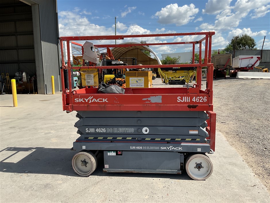 Skyjack SJIII 4626 Scissor Lift Auction (0001-7057184) | Grays Australia