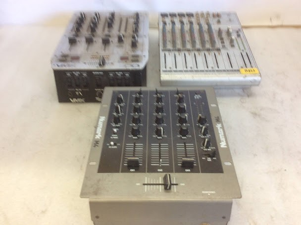 Behringer Eurorack UB1204-PRO&Numark M4&Behringer VMX-300 Mixer (Lot of ...