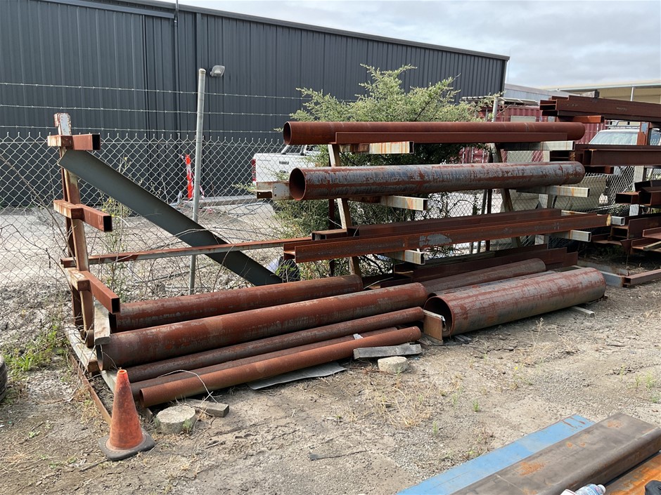 Assorted Lengths of Steel Tube & Stock Rack Auction (0264-3032825 ...