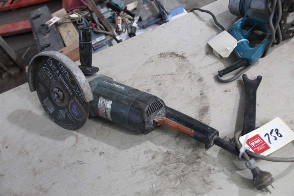 Makita 9059 9" Grinder Auction (0758-5059239) | Grays Australia