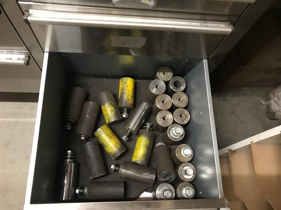 A Quantity of Asteel Bolt Down Jigs Auction (0232-3032825) | Grays ...