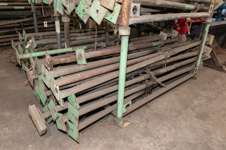 Acrow Building Props With Stillage Auction (0430-5059243) | Grays Australia