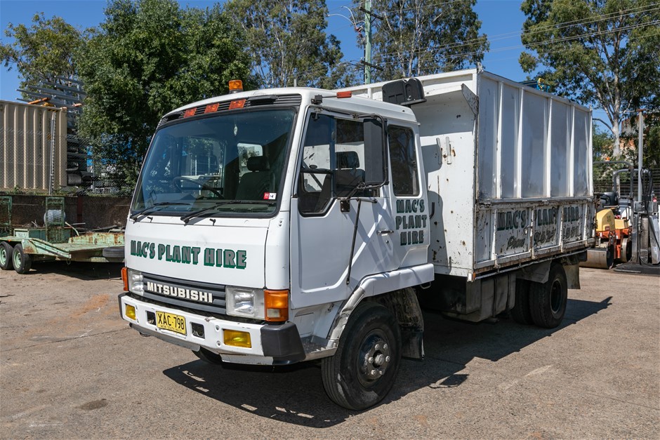 1989 Mitsubishi FK417F Tipper Truck with Wood Chipper Canopy Auction ...