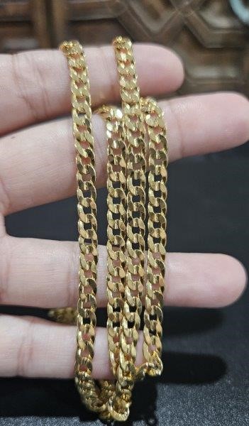 22k Yellow Gold Filled Cuban Chain Stamped(22K)-45cm Auction (0010 ...