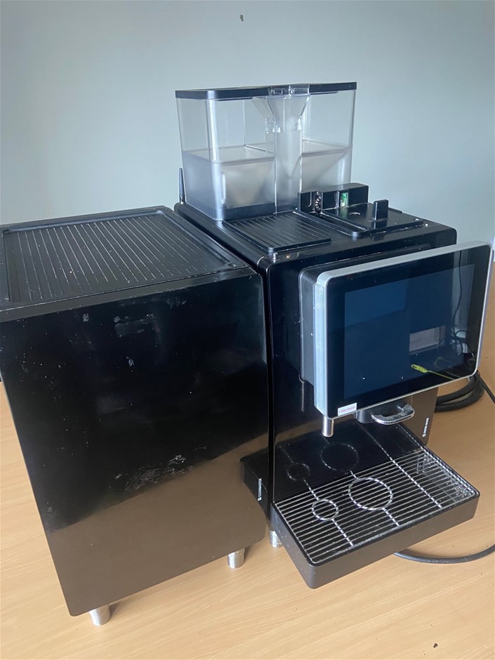 Franke A1000 Clean Master Foam Master Super Automatic Coffee Machine ...