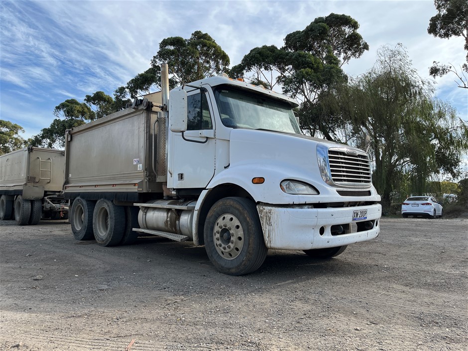 2007 Freightliner Columbia CL112 6x4 Tipper Truck Auction (0008-3033027 ...