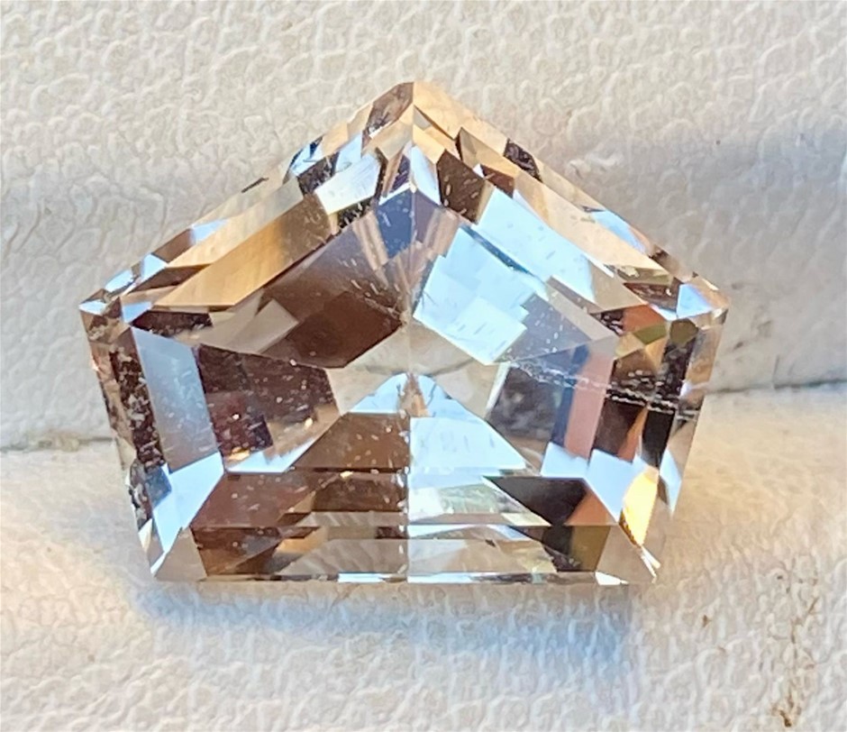 8.55 Carats Imperial Rose Gold Topaz Auction (0006-2567472) | Grays ...