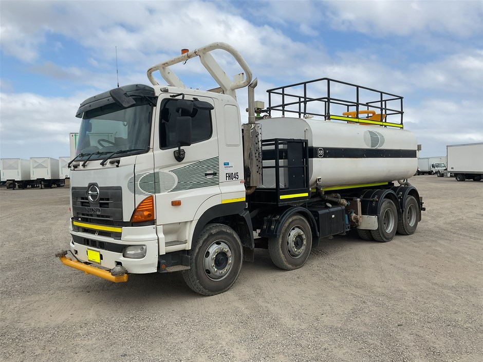 2013 Hino FY 8 x 4 Water Truck Auction (0005-3033705) | Grays Australia