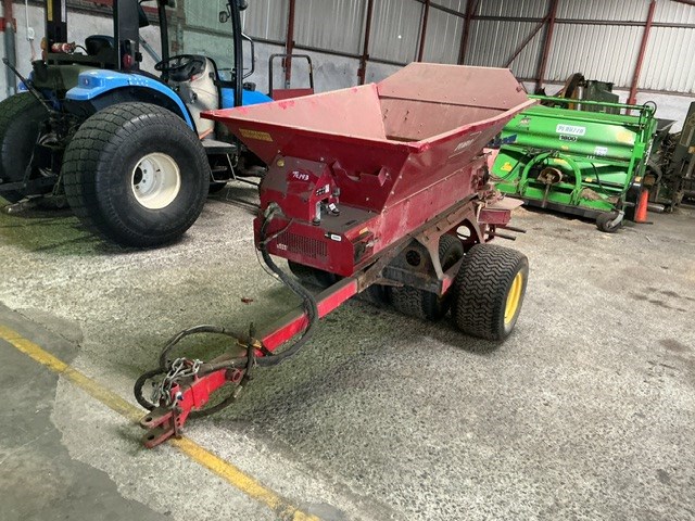 Toro Propass 200 Wireless Spreader Auction (0032-9059050) | Grays Australia