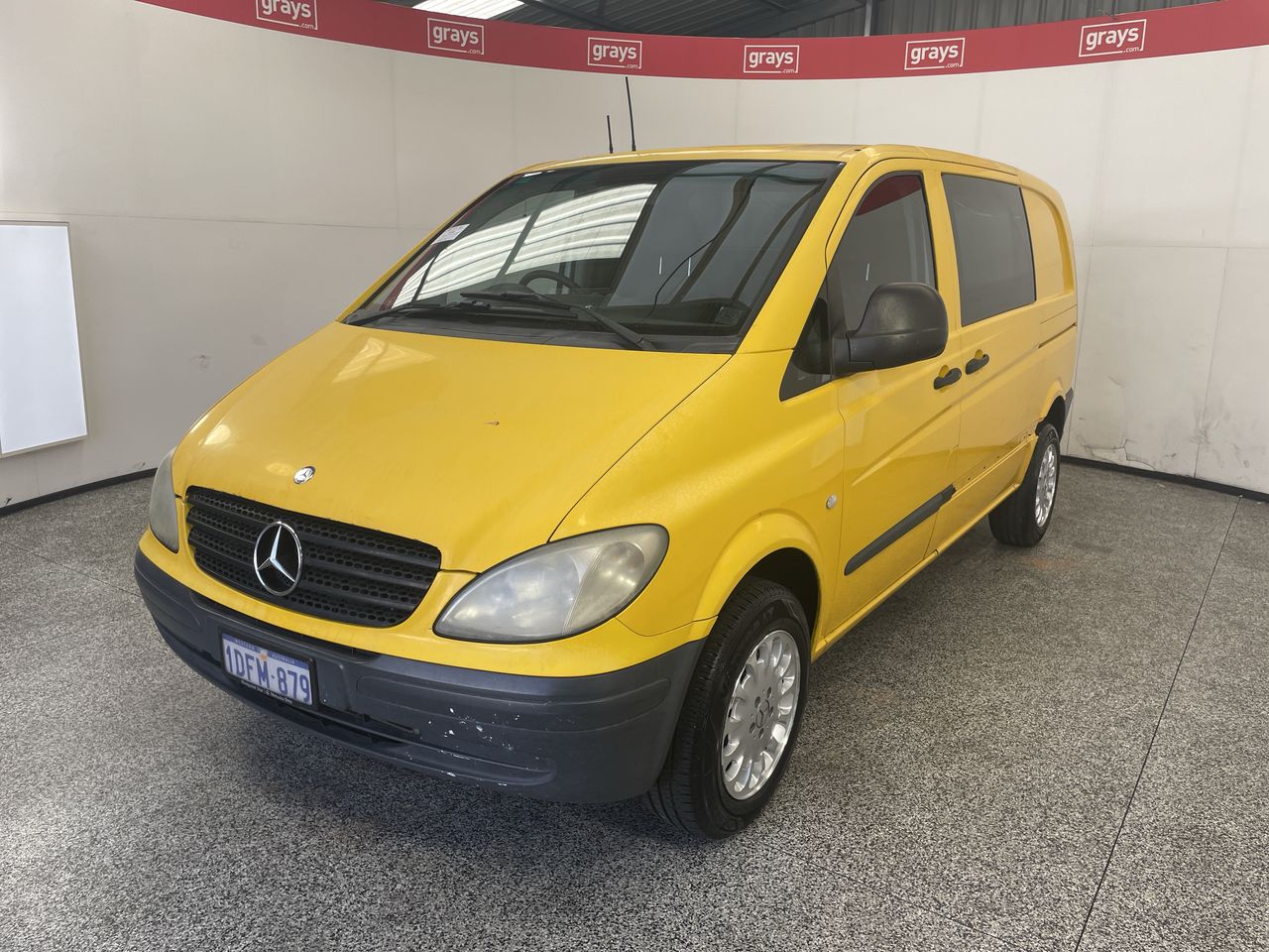 2009 Mercedes Benz Vito 115CDI Compact Turbo Diesel Automatic Van ...