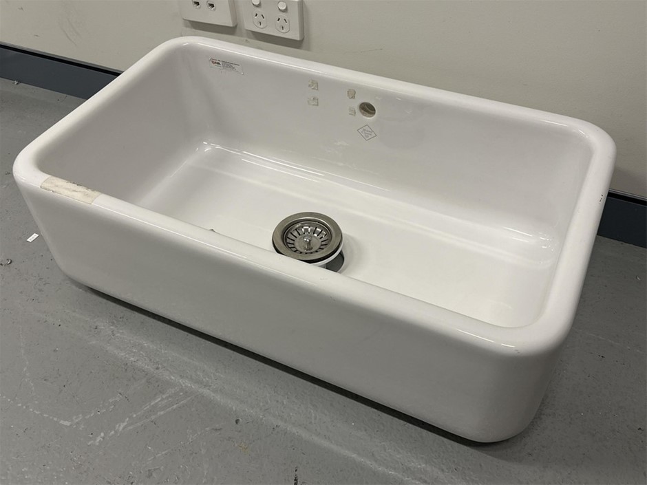 Quality Shaws Classic 800 Butler'S Sink Auction (0003-5059426) | Grays ...