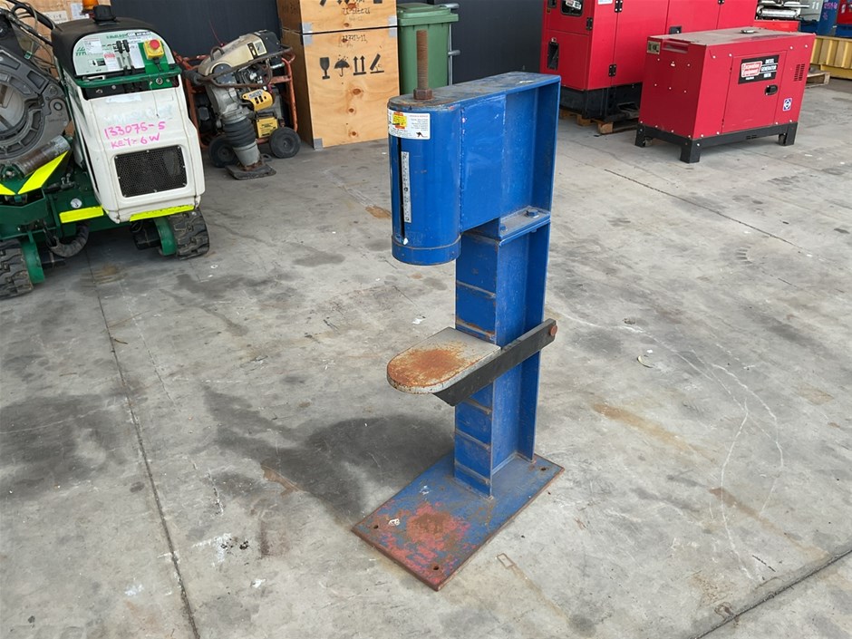 Spring Loaded Manual Press Auction (0024-3034146) | Grays Australia