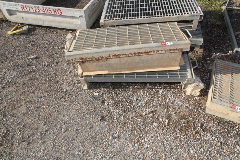 Galvanized Gutter Grate With Setting Frame x2 Auction (0023-5059843 ...