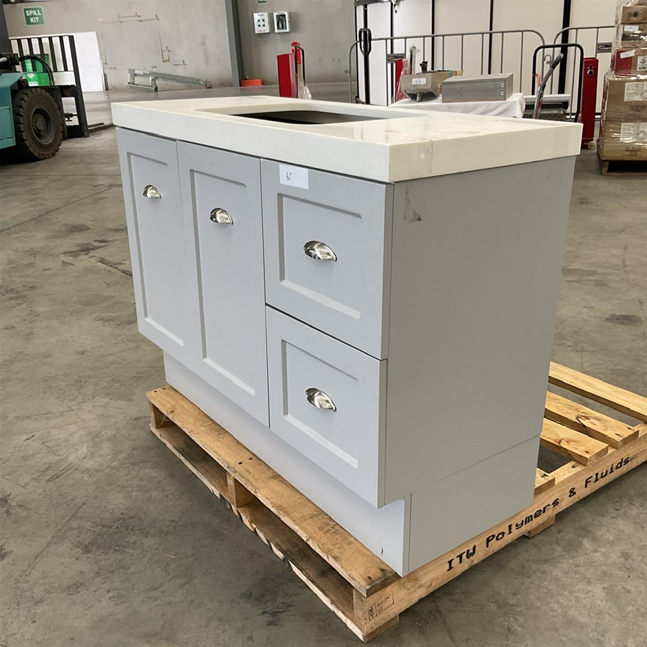 Ex-Display ADP London Freestanding Vanity Unit Auction (0012-3033664 ...
