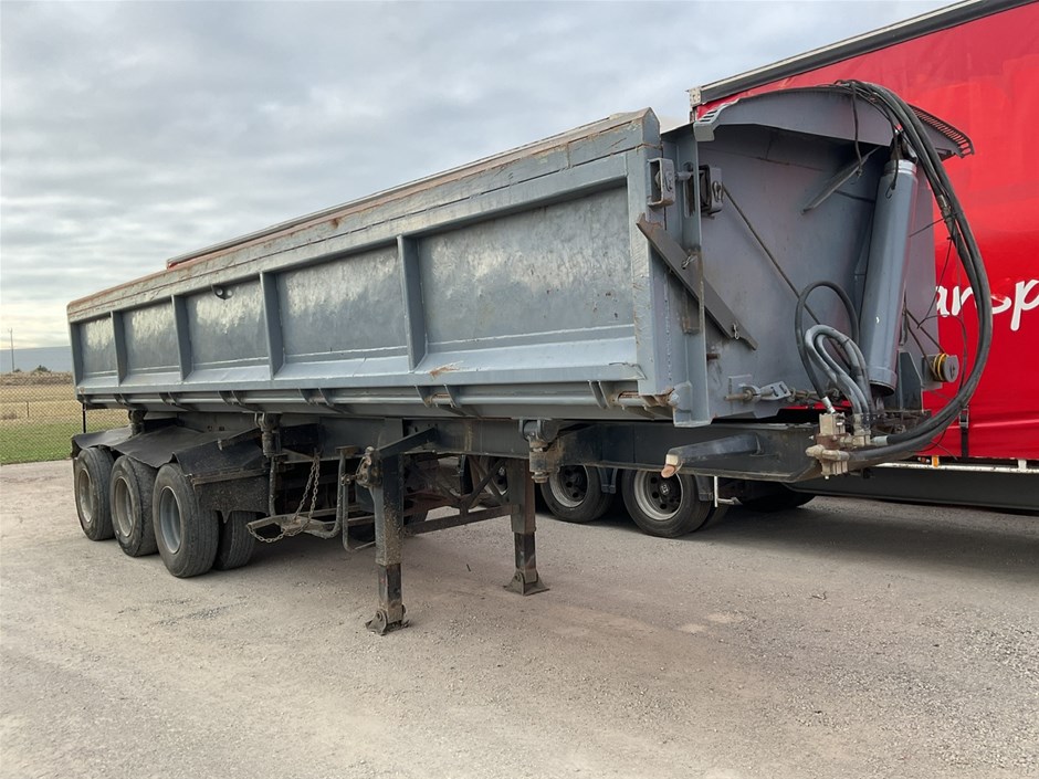 1972 Gitsham Triaxle Side Tipper Trailer Auction (0001-3033653) | Grays ...