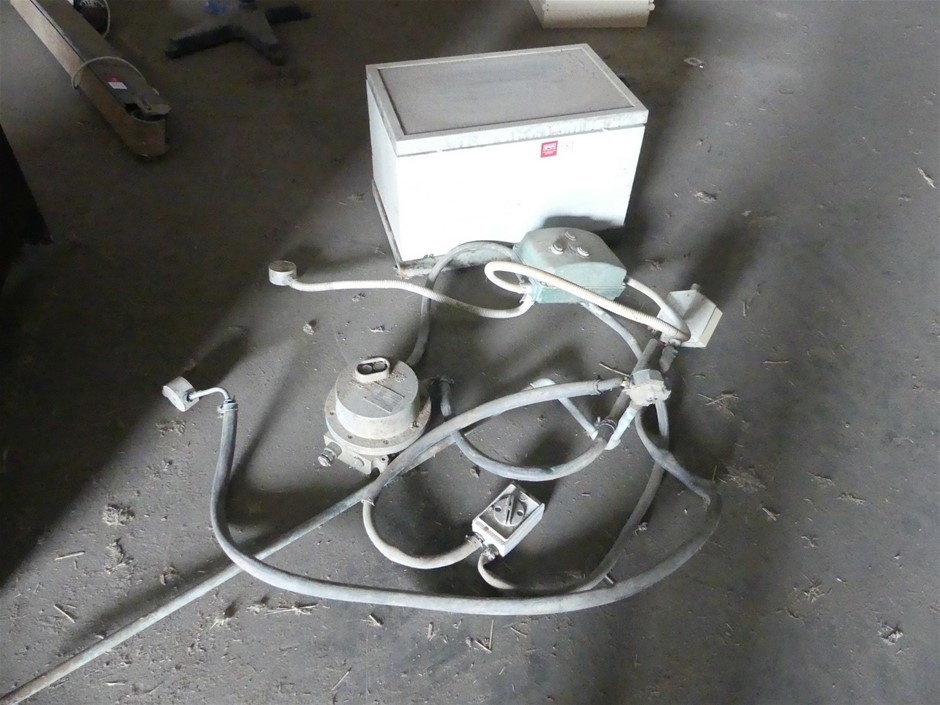 Vintage Electrical Components Auction (0181-5060038) | Grays Australia