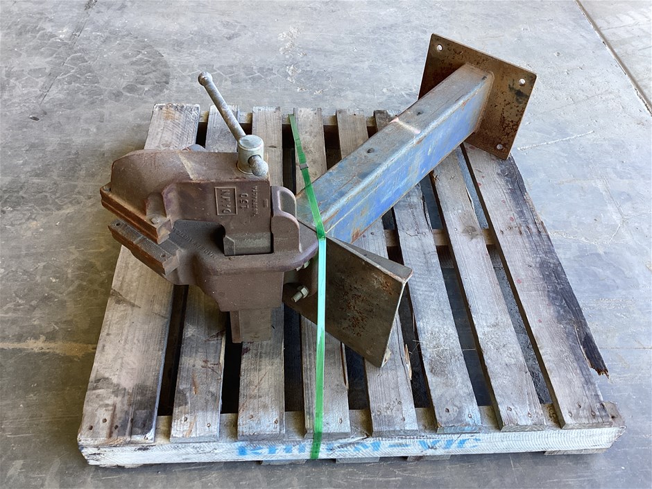 Offset Vice on Stand Auction (0793-7057851) | Grays Australia