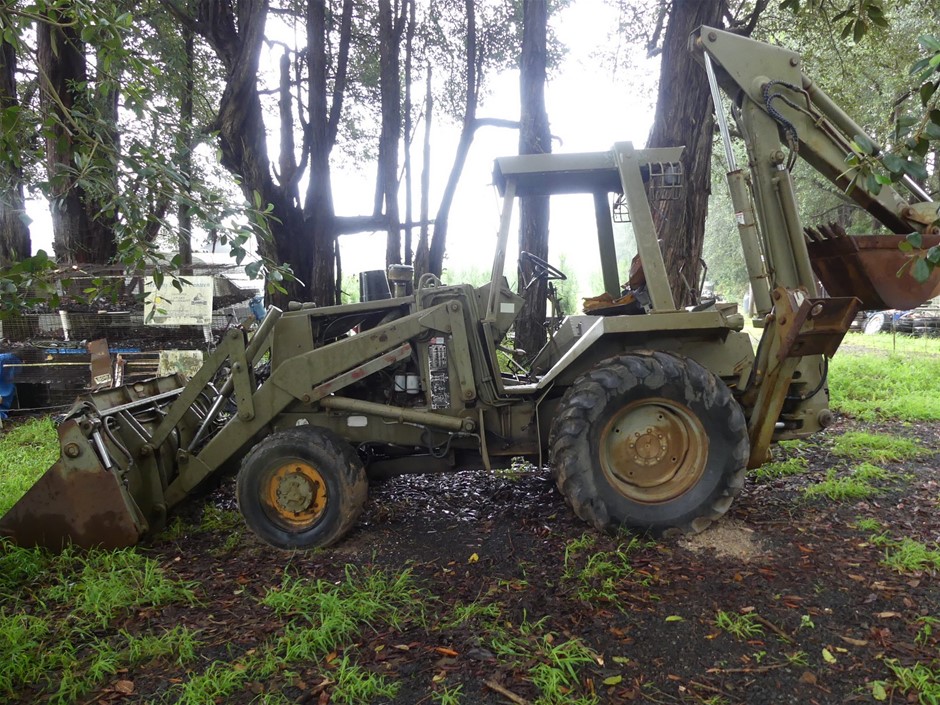 Circa 1985 Case 580E Backhoe Loader (Non Operational) Auction (0105 ...
