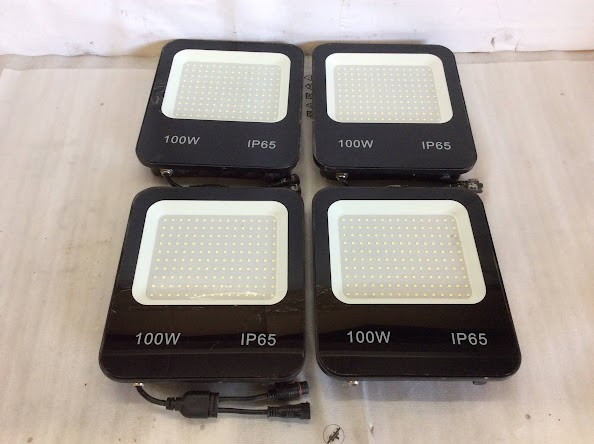 Mix IP65 100W LED Flood Light (Lot of 4) Auction (0004-2569331) | Grays ...