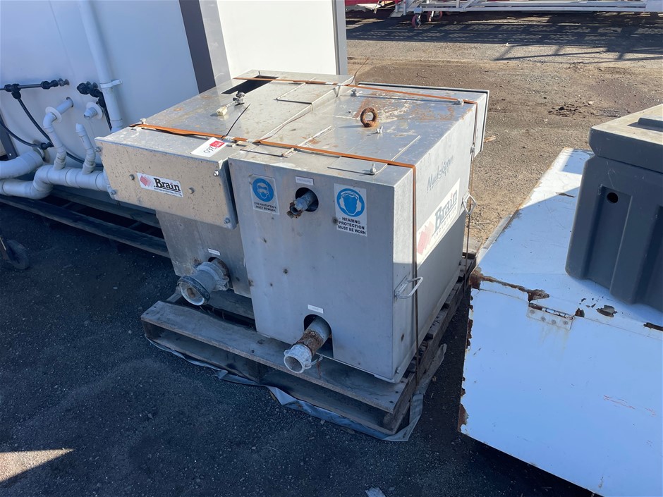 BRAIN MUDSKIPPER Vacuum Pump x2 Auction (0260-5060037) | Grays Australia