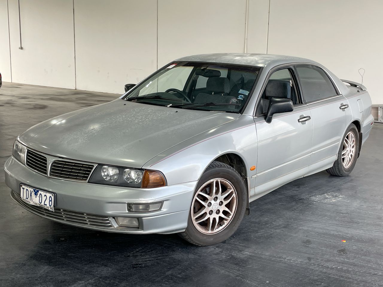 2000 Mitsubishi Verada Ei KH Automatic Sedan Auction (0001-21050241) | Grays Australia