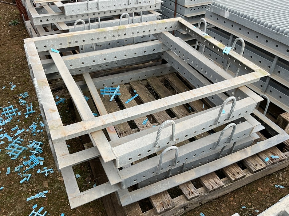 Pallet of Galvanised Drain Cover Frames Auction (0060-3033865) | Grays ...