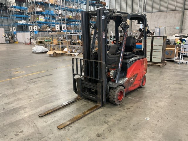 Linde H18 Counterbalance Forklift Auction (0020-9060812) | Grays Australia
