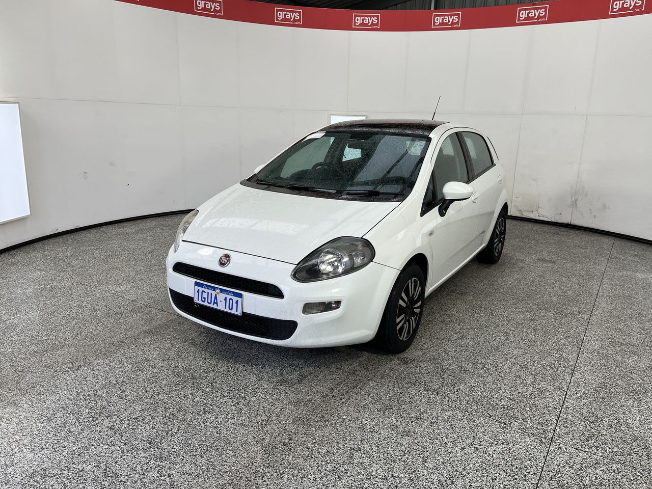 2013 Fiat Punto EASY Automatic Hatchback Auction (0001-9060930) | Grays ...