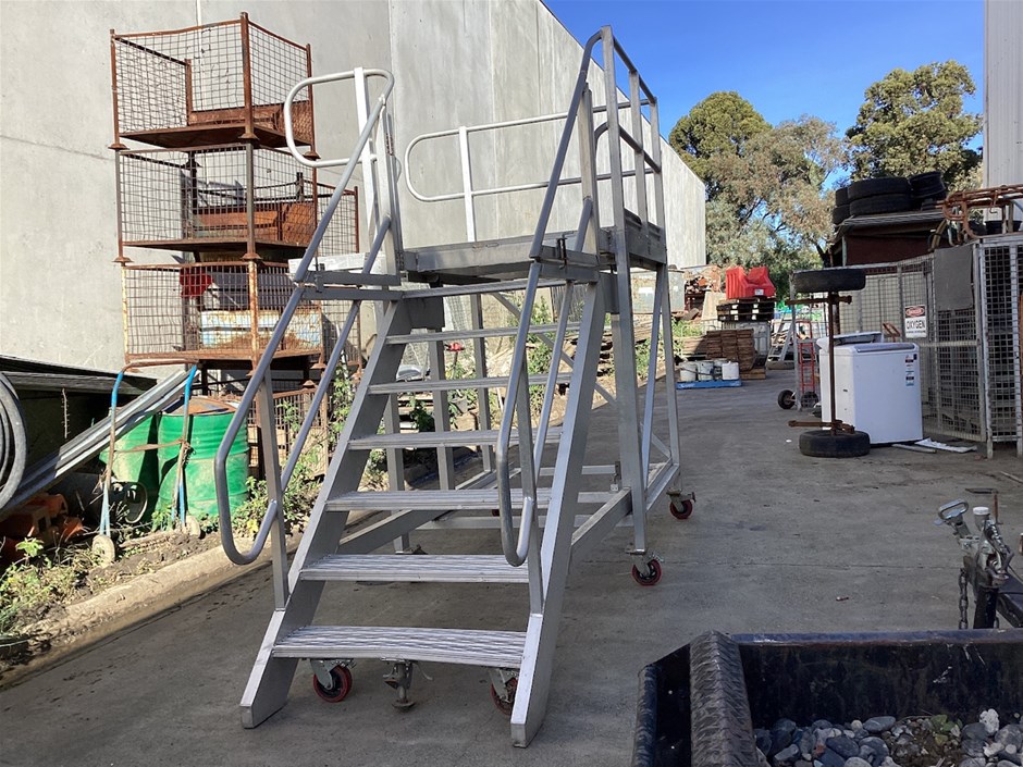 Portable Work Platform Auction (0039-3034074) | Grays Australia