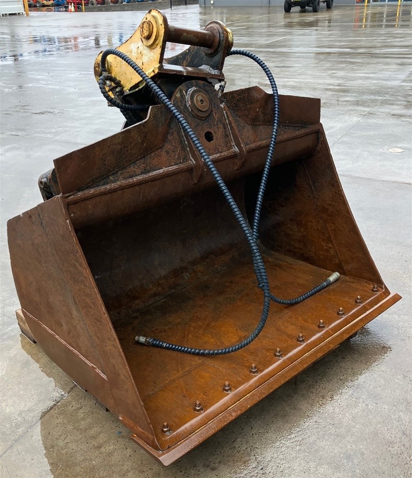 High Quality T-JS130 Bucket - Tilt - To Suit 14.0t Excavator Auction ...